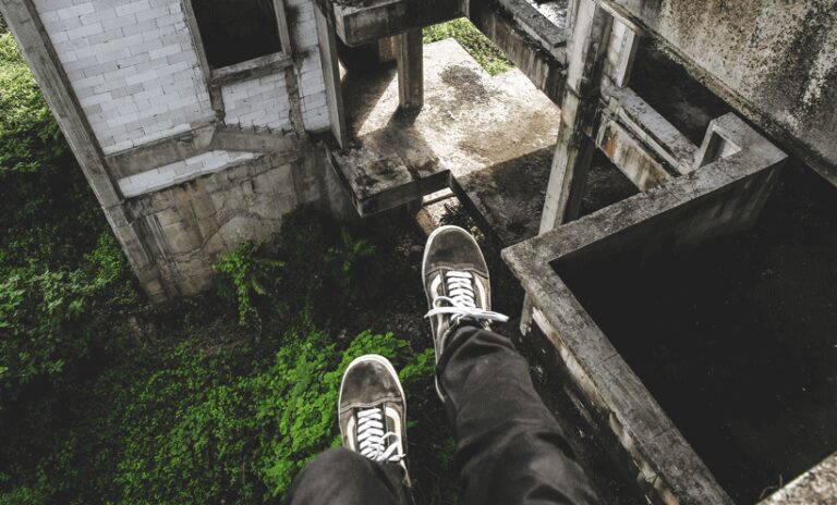 What Is Urbex: Everything About Urban Exploration [FOR BEGINNERS]